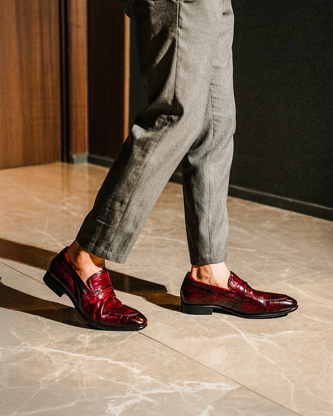 Perbedaan Flat Feet, High Arch, dan Normal Arch—Mana yang Paling Renta